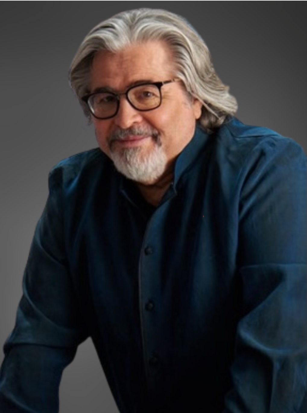 Professor Ted Witek Receives the 2024 Distinguished Alumni Award from ...